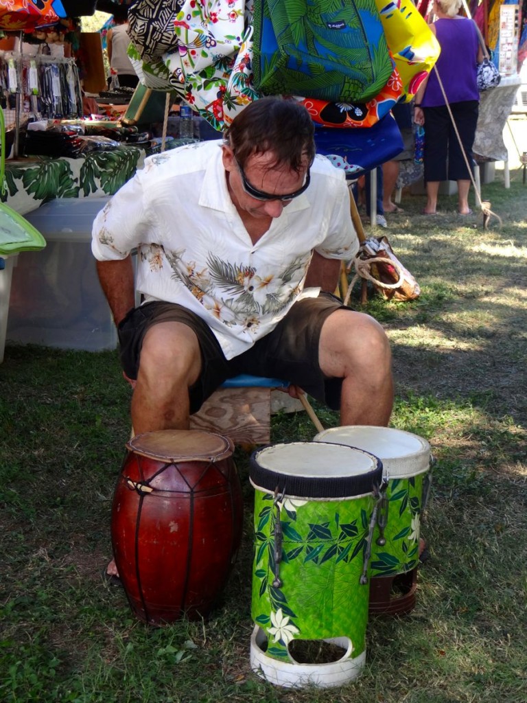 Tahitian drumming - Voices from the Nations